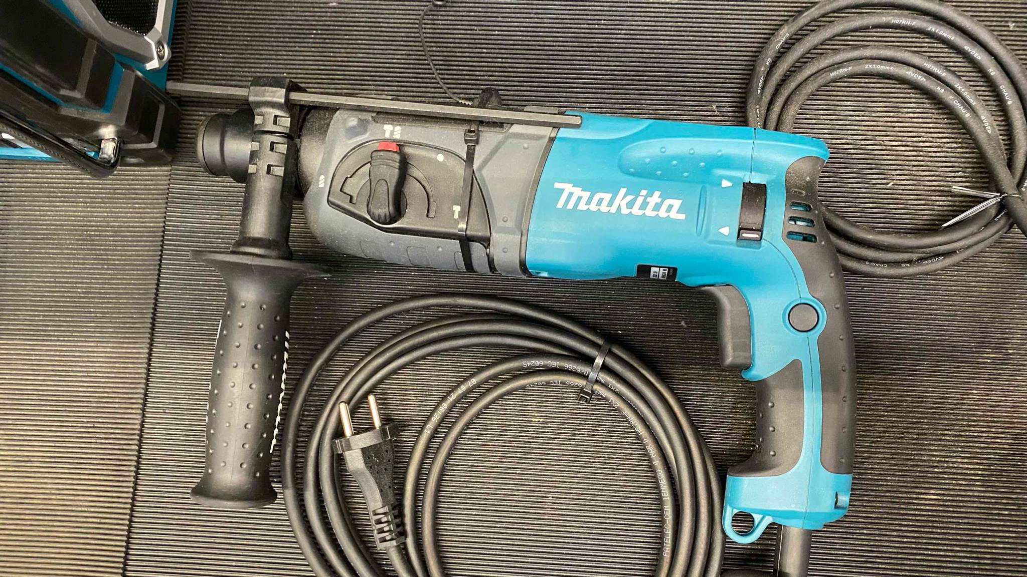 Makita Bohrhammer Test