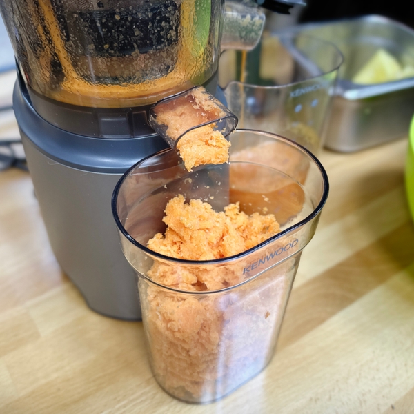 Entsafter Test 2026 – Frischer Saft auf Knopfdruck