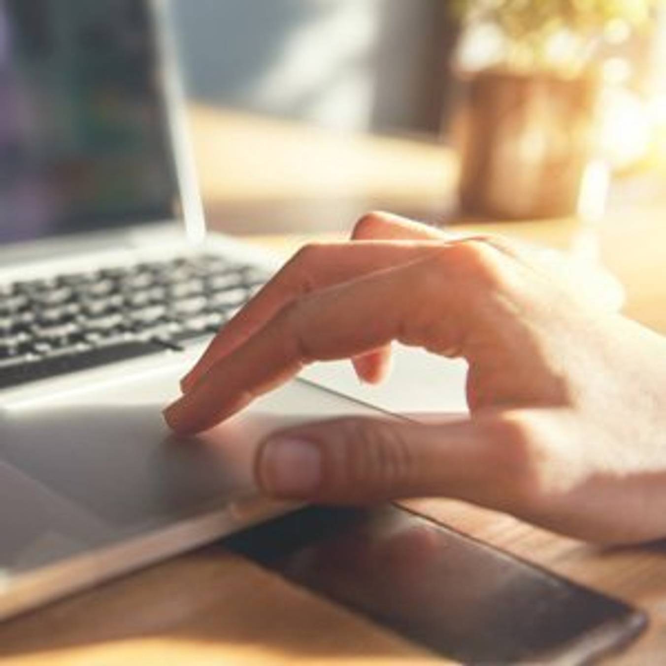 Tastatur mit Touchpad: Top 10 Test & Vergleich