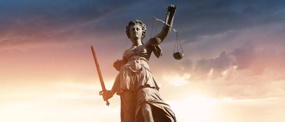 Justitia-Statue Test & Vergleich » Top 15 im September 2025