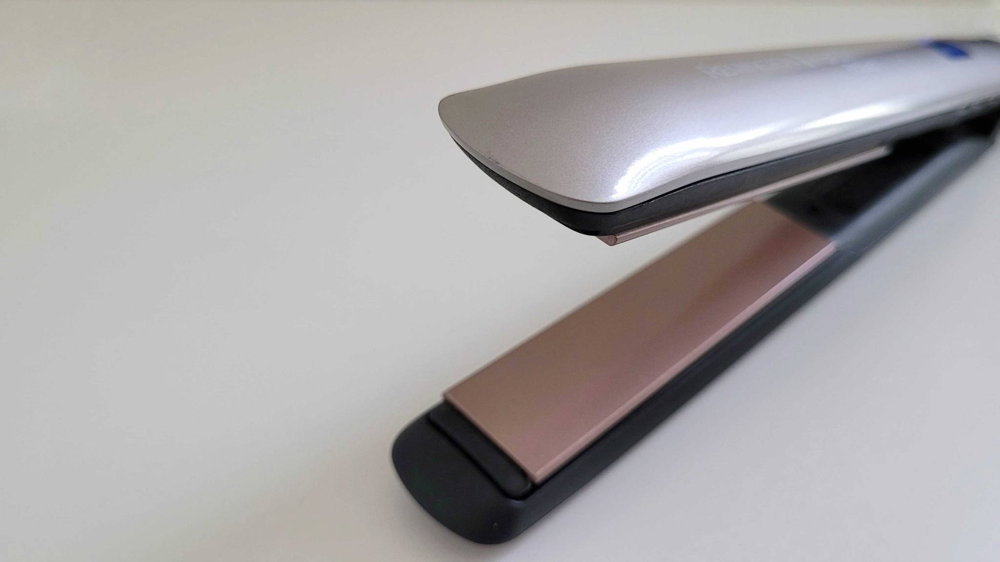 Elegantes Remington Gltteisen Test Fotos